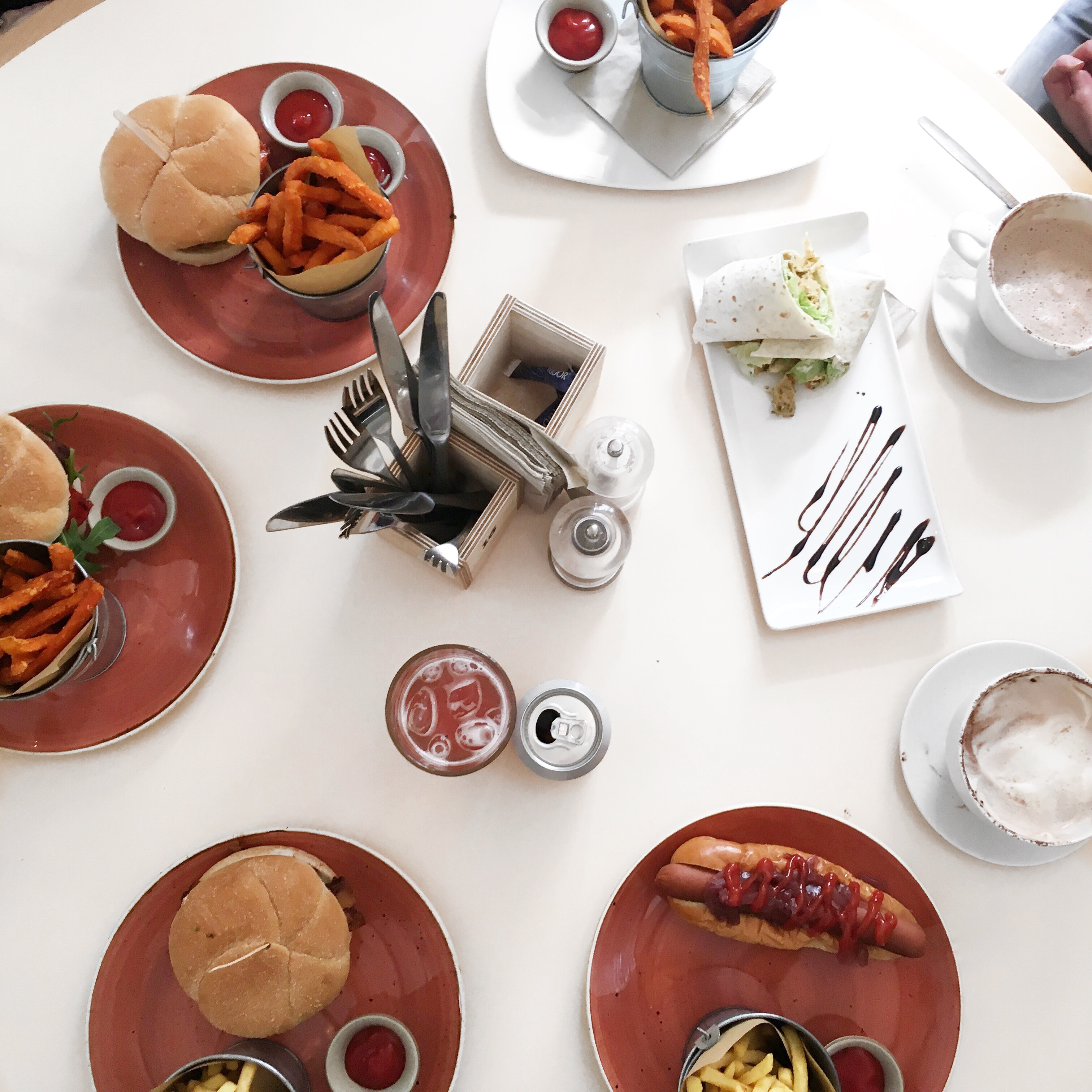 Exploring Brighton + eating at VBites vegan restaurant